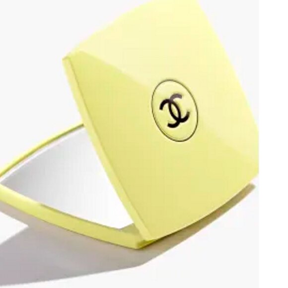 CHANEL | Accessories | Bnib Chanel Miroir Yellow Double Facettes Mirror ...